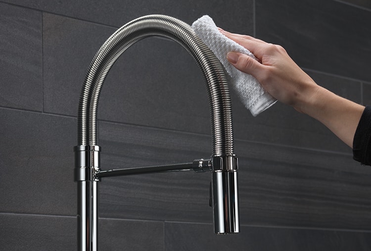 How to Clean A Faucet: Simple Tips to Keep Your Faucet Sparkling ...