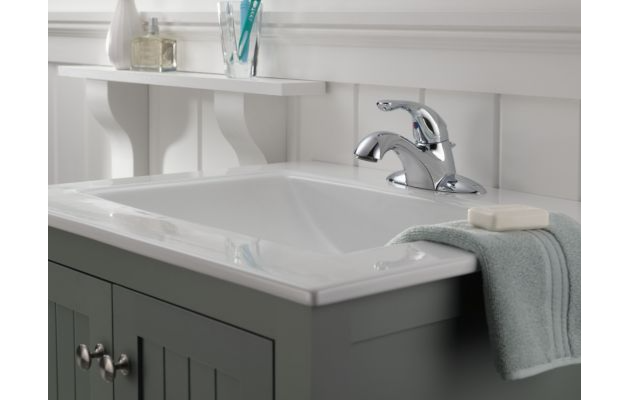 CLASSIC Bathroom Collection | Delta Faucet