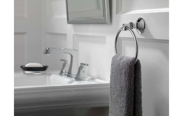 Ashlyn™ Bathroom Collection | Delta Faucet