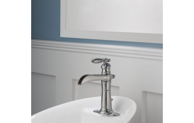 Victorian™ Bathroom Collection | Delta Faucet