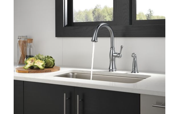 Cassidy® Kitchen Collection | Delta Faucet