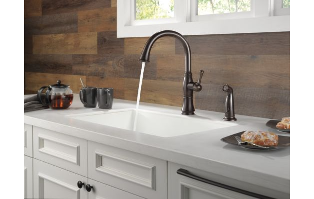 Cassidy® Kitchen Collection | Delta Faucet