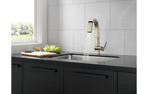 Pivotal® Kitchen Collection | Delta Faucet