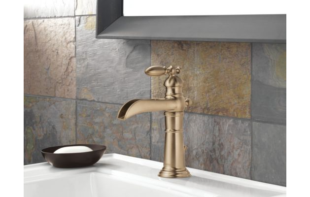Victorian™ Bathroom Collection | Delta Faucet