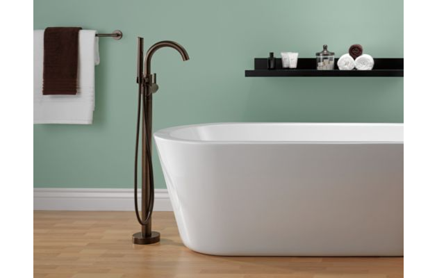 Trinsic® Bathroom Collection | Delta Faucet