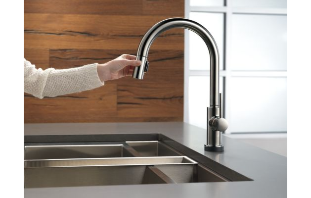 Trinsic® Kitchen Collection | Delta Faucet