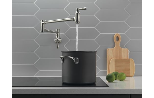 Victorian™ Kitchen Collection | Delta Faucet