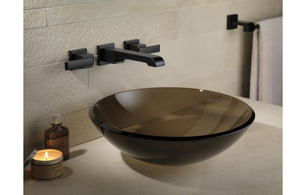 Ara® Bathroom Collection | Delta Faucet