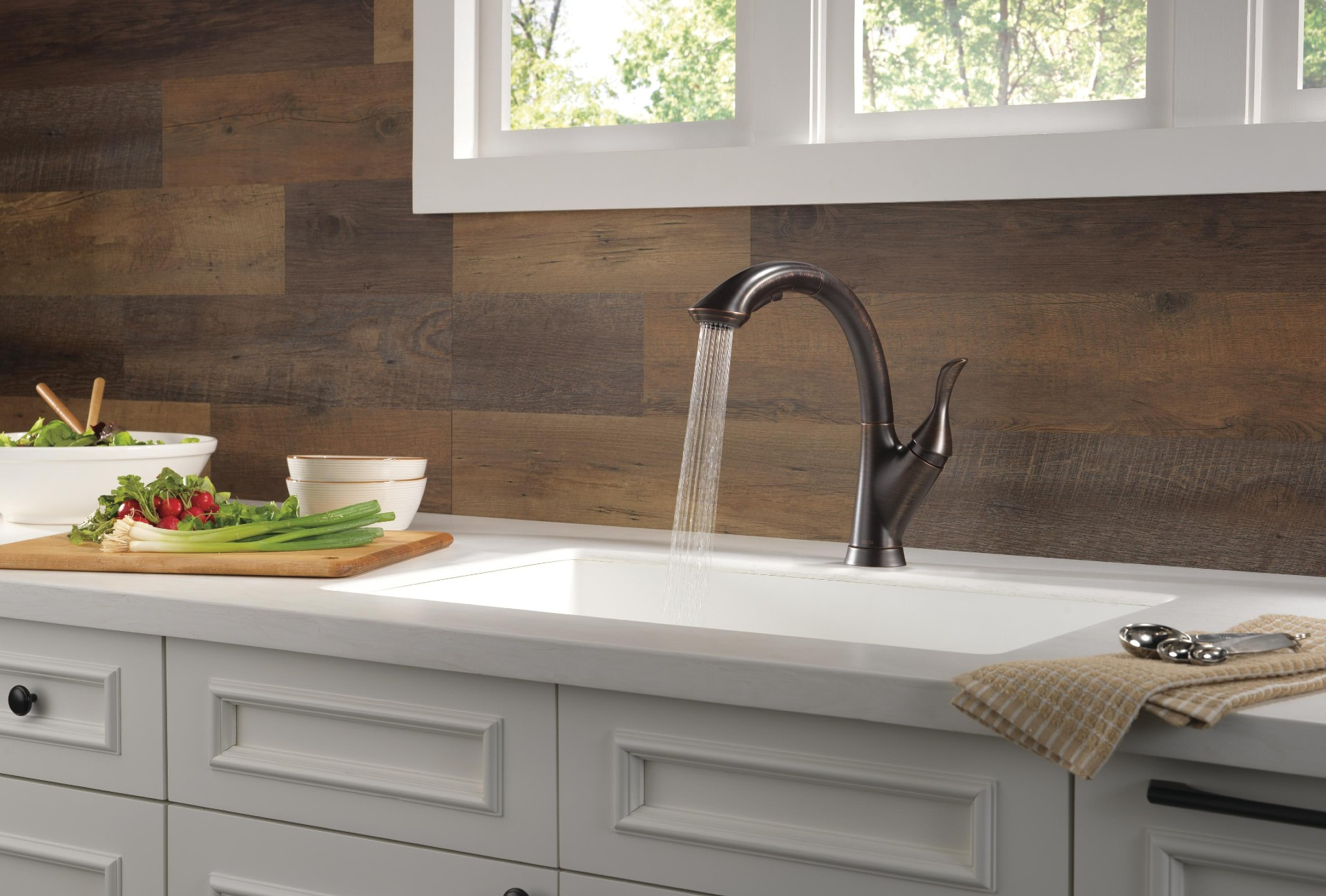 Delta Faucet | Bathroom & Kitchen Faucets, Showers, Toilets, Parts ...