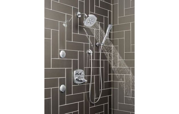 Stryke® Bathroom Collection | Delta Faucet