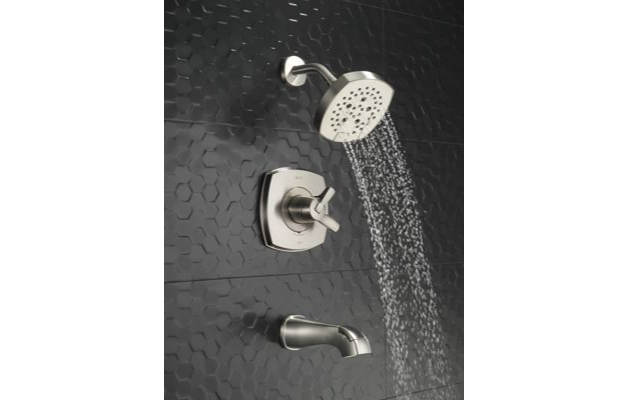 Stryke® Bathroom Collection | Delta Faucet