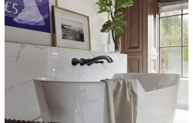 Stryke® Bathroom Collection | Delta Faucet