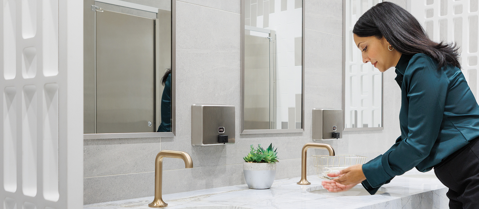 Delta Commercial Proximity® Technology | Delta Faucet